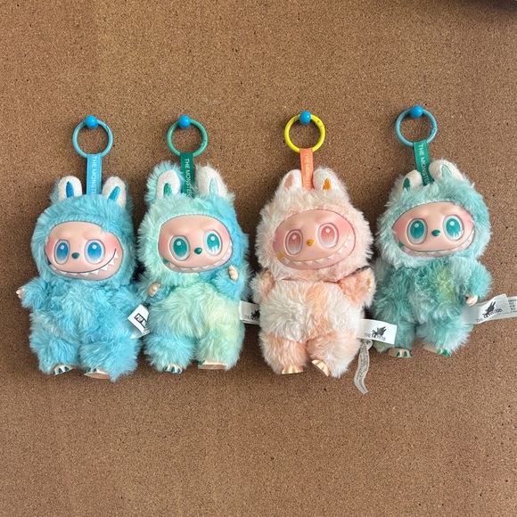 Labubu | Toys | 4 Labubu Big Into Energy | Poshmark